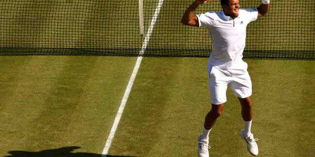 Wimbledon : Jo Wilfried Tsonga sort Roger Federer : Femme Actuelle Le MAG