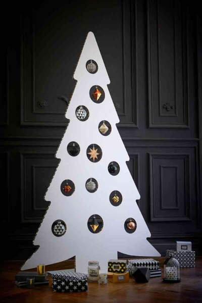 Noël : comment bien décorer son sapin ? - Femme Actuelle