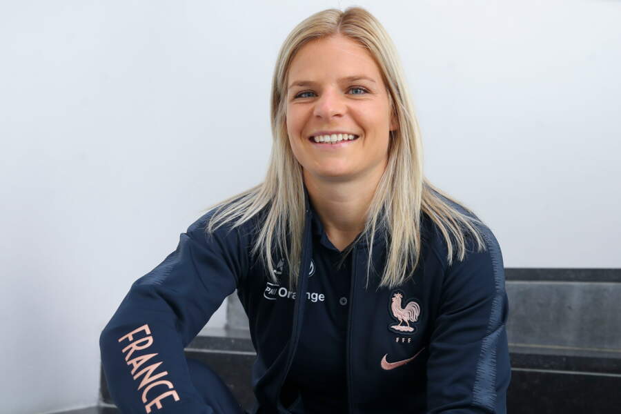 Photos - Portraits des 23 joueuses de l'équipe de France féminine de ...