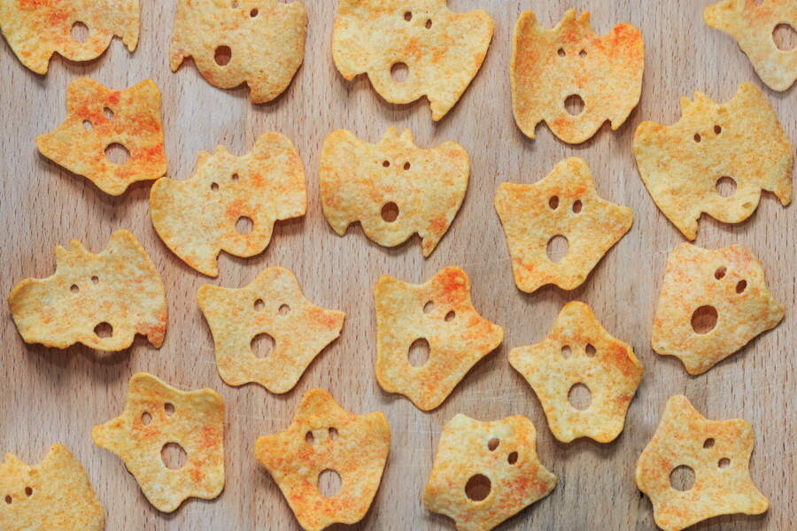 Les gâteaux apéritifs les plus caloriques - Femme Actuelle