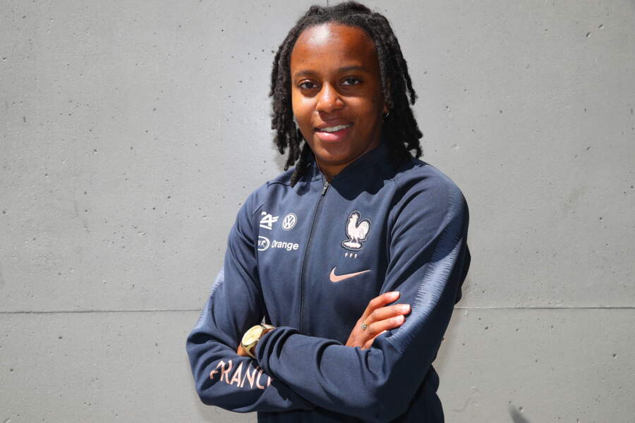 Photos - Portraits des 23 joueuses de l'équipe de France féminine de ...