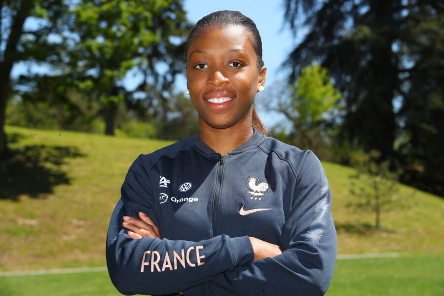 Photos - Portraits des 23 joueuses de l'équipe de France féminine de ...