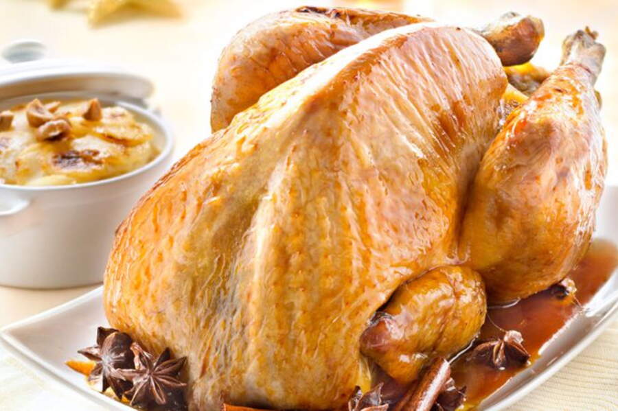 Comment Réussir La Cuisson De La Pintade à Noël Nos Délicieuses