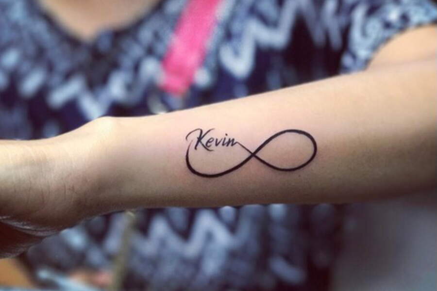 20 jolis tatouages infini repérés sur Instagram - Femme Actuelle