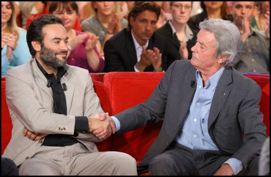 Alain Delon : qui sont ses enfants Ari Boulogne, Anthony, Anouchka et ...