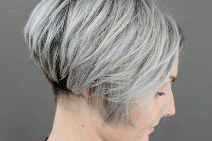 20 idées de coupes et coiffures pour cheveux blancs - Femme Actuelle