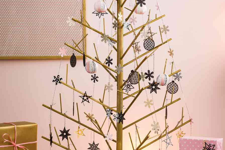 Noël : comment bien décorer son sapin ? - Femme Actuelle