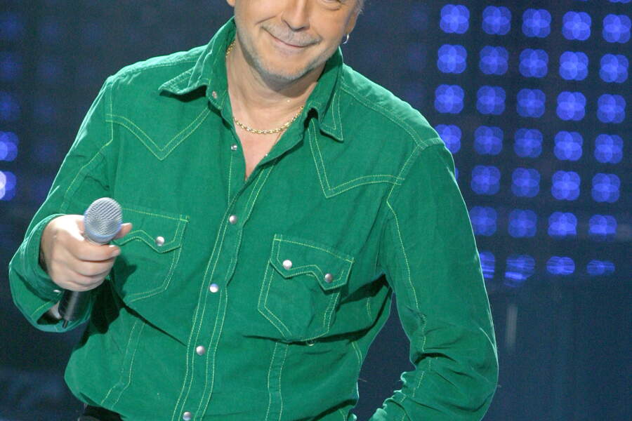 Renaud : sa vie en images - Femme Actuelle