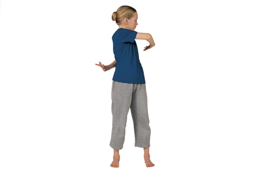 Yoga enfants : Une séance à faire au réveil - Femme Actuelle