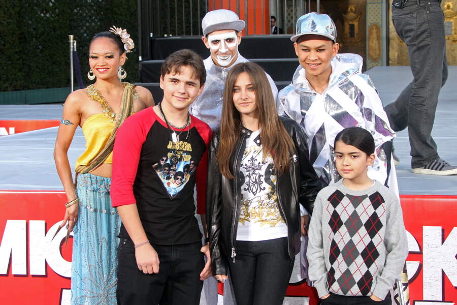 Photos - Que sont devenus Paris, Prince et Blanket, les enfants de ...