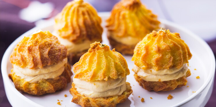 Mini choux à la crème au café et Spéculoos : Femme Actuelle Le MAG