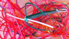 Comment faire un scoubidou en rond ? : Femme Actuelle Le MAG