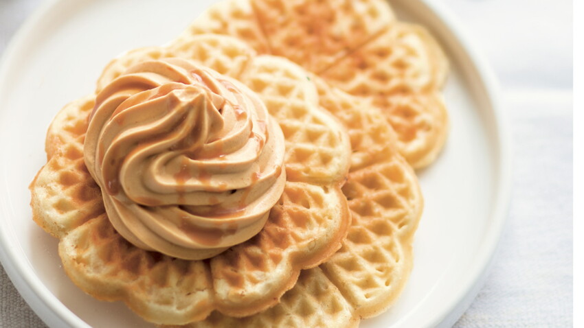 Gaufres à la chantilly de caramel : Femme Actuelle Le MAG