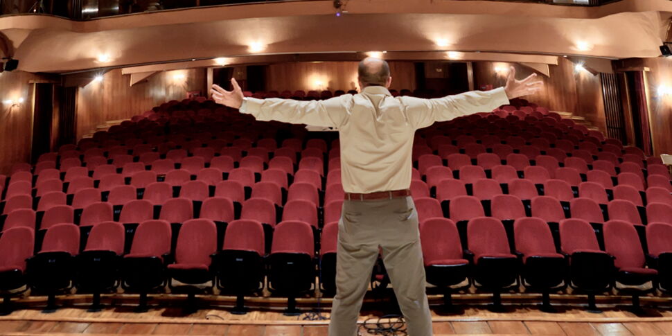 Mourir de honte sur scène, c'est possible : Femme Actuelle Le MAG