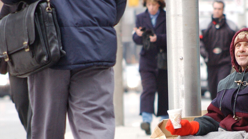 Agent immobilier et ancien SDF, il aide les sans-abris à se reloger ...