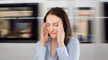 Phobophobie : comment surmonter la phobie d’avoir peur ? : Femme ...