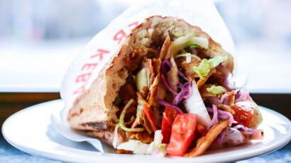 Döner Kebab : quels ingrédients composent la viande à kebab et comment ...