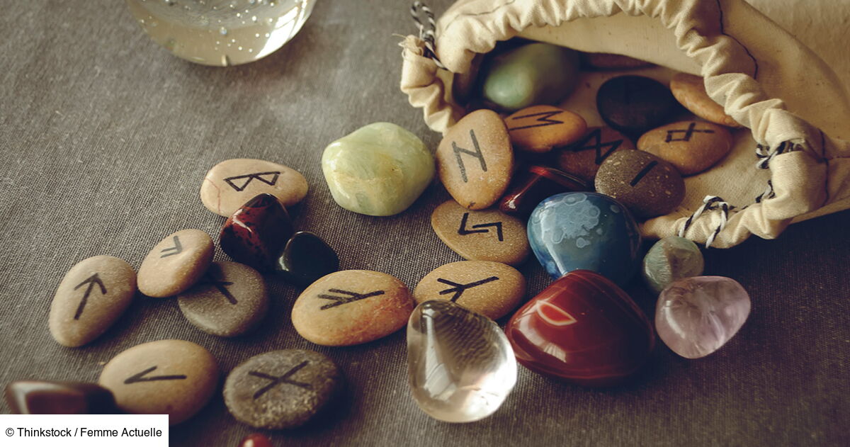 Runes : comment s'initier et lire un tirage ? : Femme Actuelle Le MAG