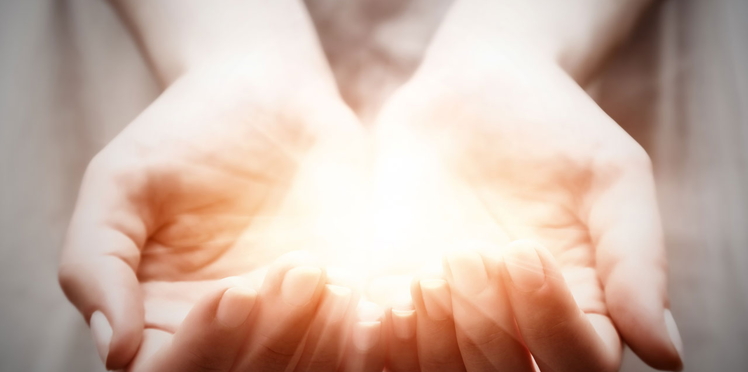 Chiromancie : lire dans les lignes de sa main gauche pour découvrir une ...