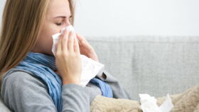 Pourquoi a-t-on le nez qui coule quand il fait froid ? : Femme Actuelle ...