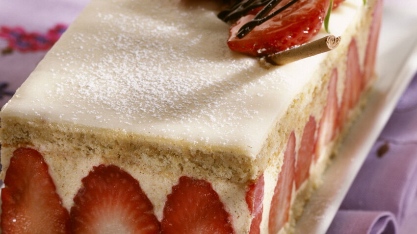 La vraie recette du fraisier maison : découvrez les recettes de cuisine ...