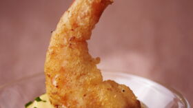 Crevettes panées et sauce chili rapide : découvrez les recettes de ...