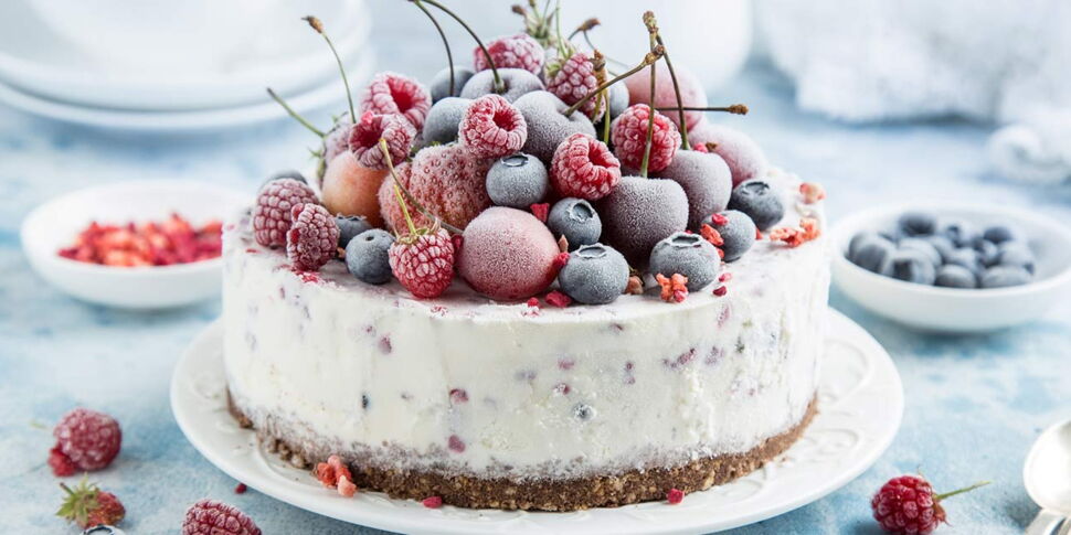 Gâteau glacé aux fruits rouges facile et rapide : découvrez les ...