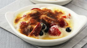 Gratin de fruits rouges et amande facile et rapide : découvrez les ...