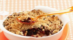 Crumble aux fruits rouges rapide : découvrez les recettes de cuisine de ...