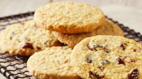 Gâteau aux raisins secs rapide : découvrez les recettes de cuisine de ...