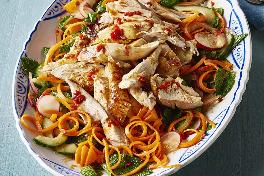 Nos super recettes de salades avec du poulet - Femme Actuelle