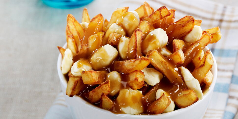 Poutine canadienne facile et rapide : découvrez les recettes de cuisine ...