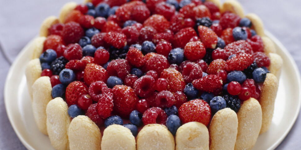 Charlotte aux framboises inratable facile et rapide : découvrez les ...