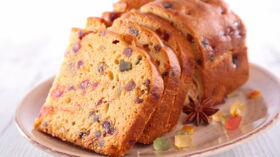 Cake aux fruits secs et aux agrumes : découvrez les recettes de cuisine ...