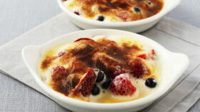Gratin de fruits rouges et marsala rapide : découvrez les recettes de ...