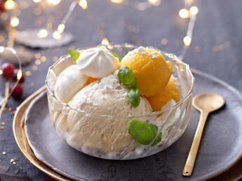 Royale de foie gras et granola, émulsion de Vacherin Mont d’Or AOP à la ...