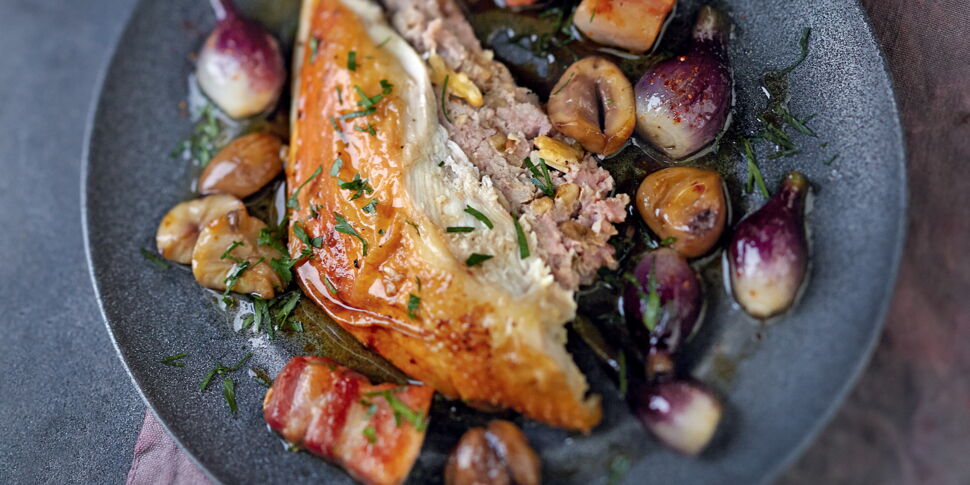 Dinde farcie aux marrons et aux noix facile : découvrez les recettes de ...