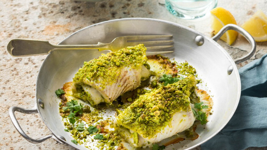Filet de carrelet en croûte de pistaches, brocoli et chou romanesco ...