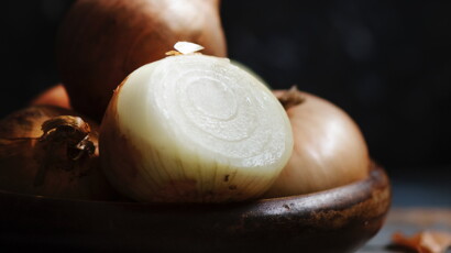 Les 5 usages étonnants de l'oignon à la maison : Femme Actuelle Le MAG