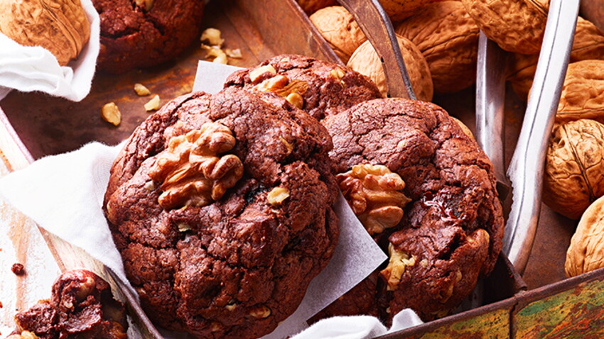 Cookies moelleux au chocolat et noix de Grenoble rapide : découvrez les ...