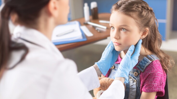 Oreillons : les symptômes qui doivent vous alerter : Femme Actuelle Le MAG