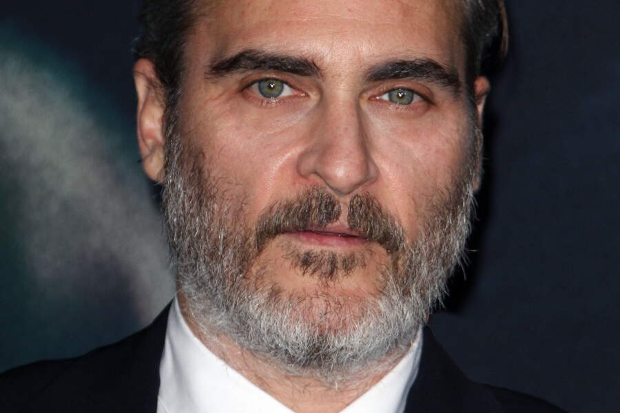 Joaquin Phoenix, son évolution physique en images - Femme Actuelle