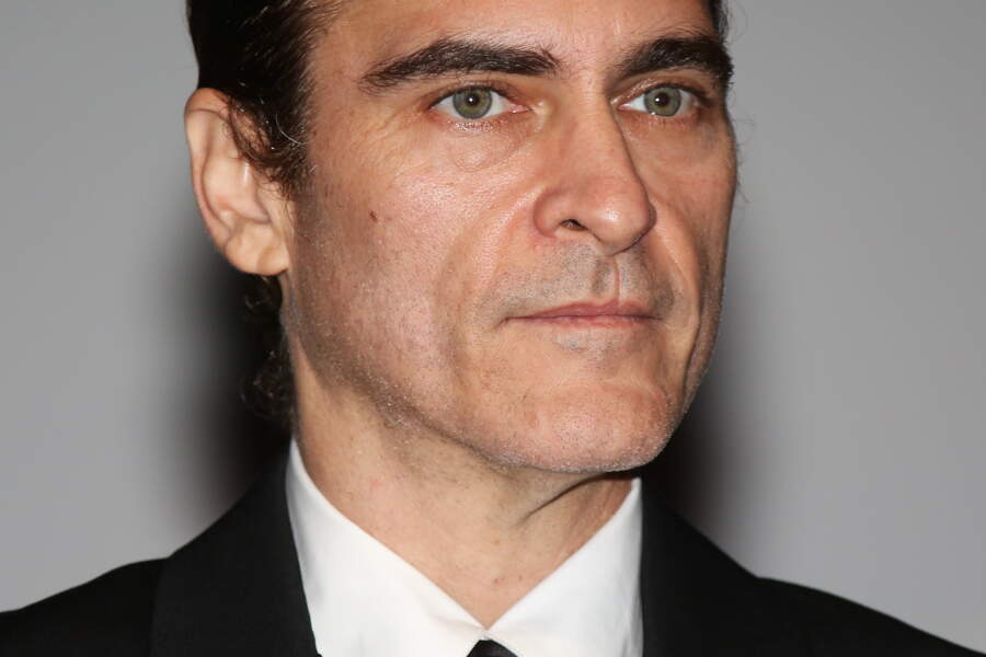 Joaquin Phoenix, son évolution physique en images - Femme Actuelle