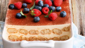 Tiramisu aux fruits rouges en verrine rapide : découvrez les recettes ...