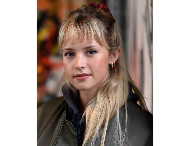 Angèle : ses plus beaux looks beauté - Femme Actuelle