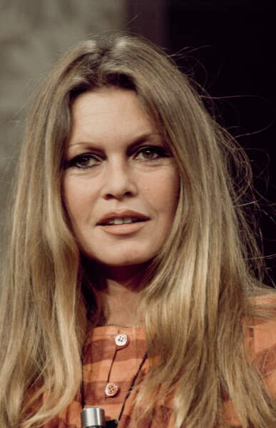 Brigitte Bardot : son évolution physique en images - Femme Actuelle