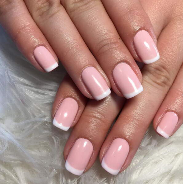 French manucure : 15 idées canons repérées sur Instagram - Femme Actuelle