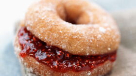 Beignets à la confiture rapide : découvrez les recettes de cuisine de ...