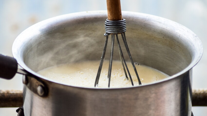 Découvrez ces astuces de grand-mère pour que le lait n'attache pas ...