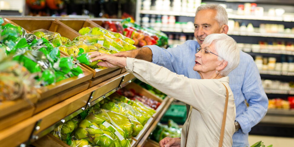 Covid-19 : 3 conseils pour faire ses courses sans risque : Femme ...